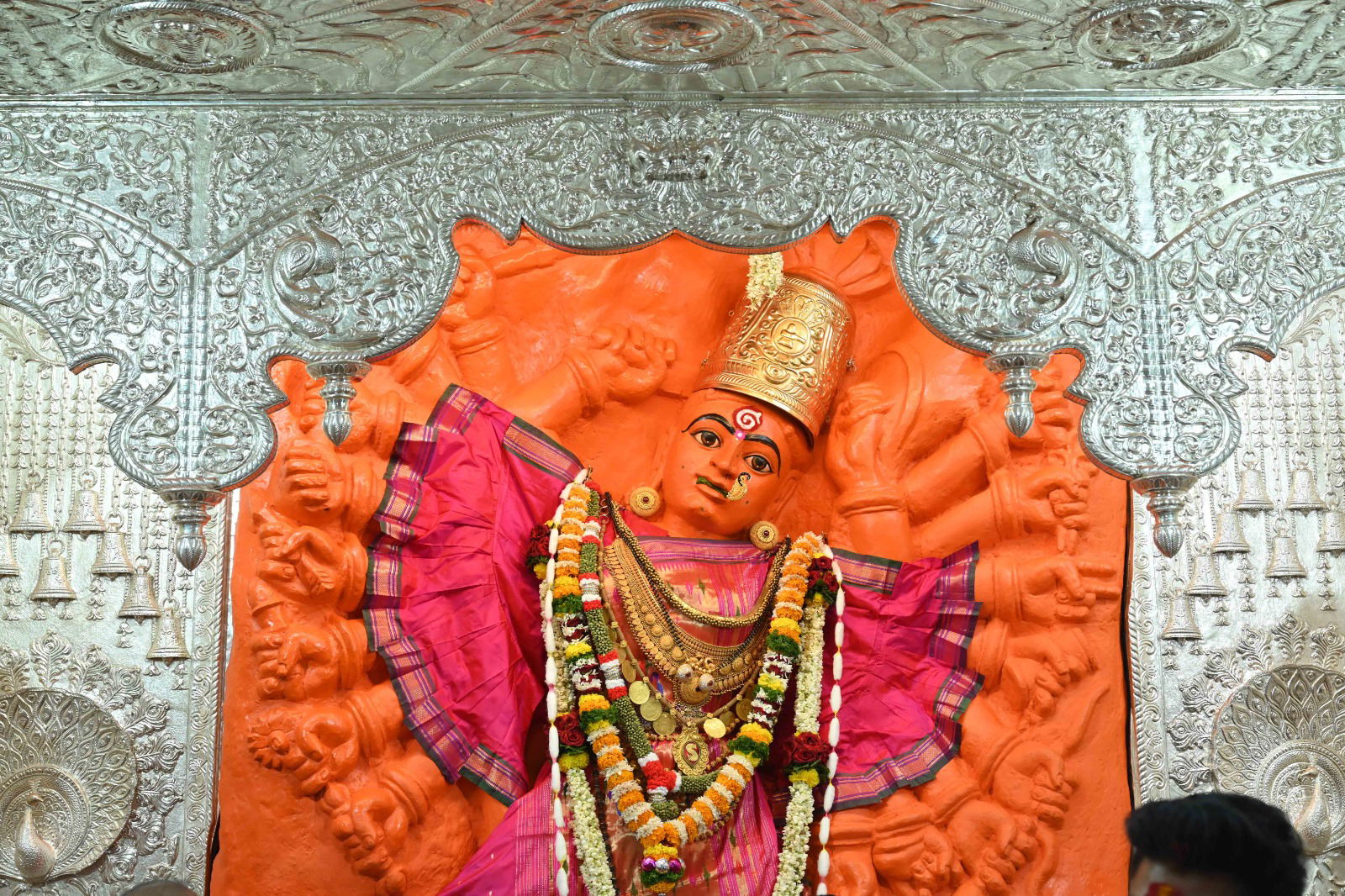 Shree Saptashrungi Nivasini Devi Mandir Information, Darshan Timings, Live Darshan | BookingDham